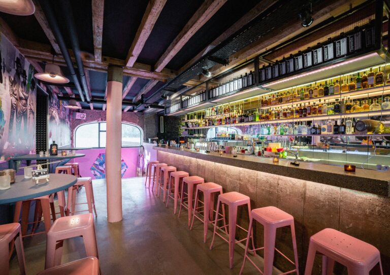 Où boire les meilleurs cocktails à Genève ? Voici 10 bars à tester ...